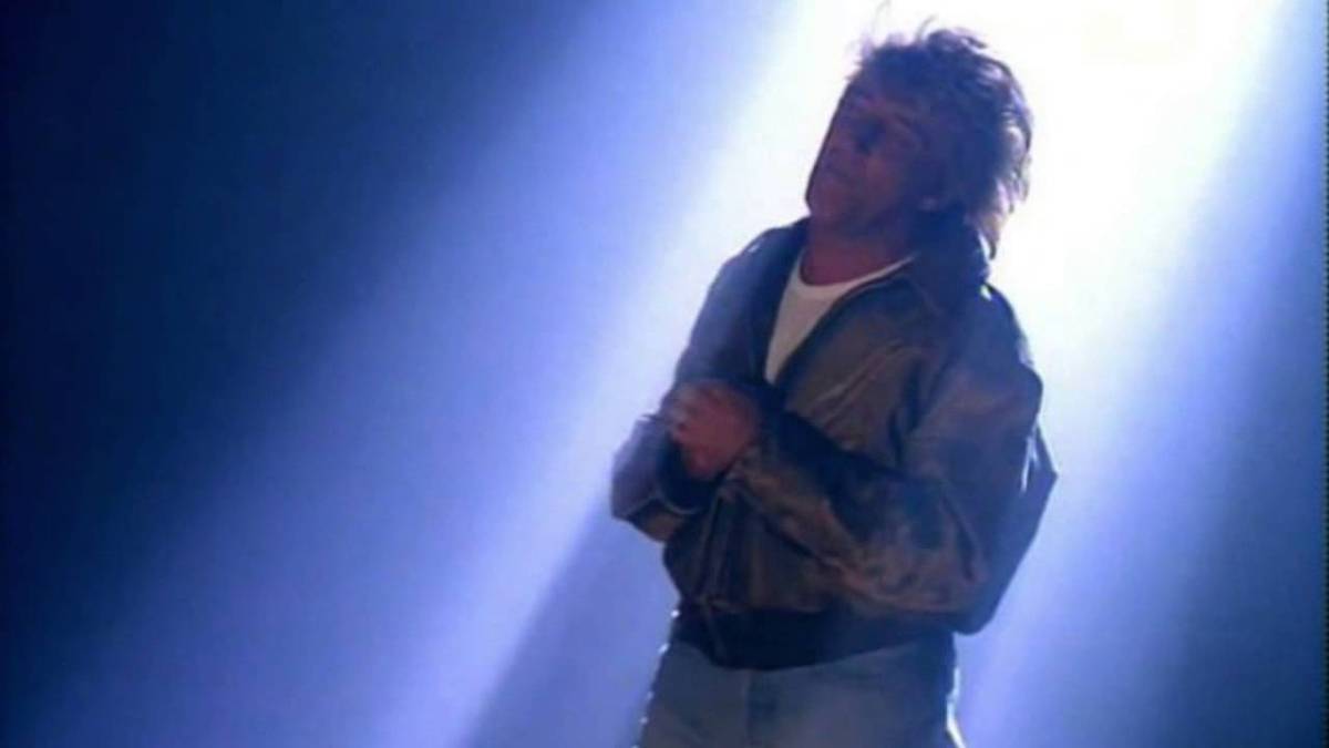 Song of the Day: Rod Stewart – Rhythm of My Heart – The Telltale Mind