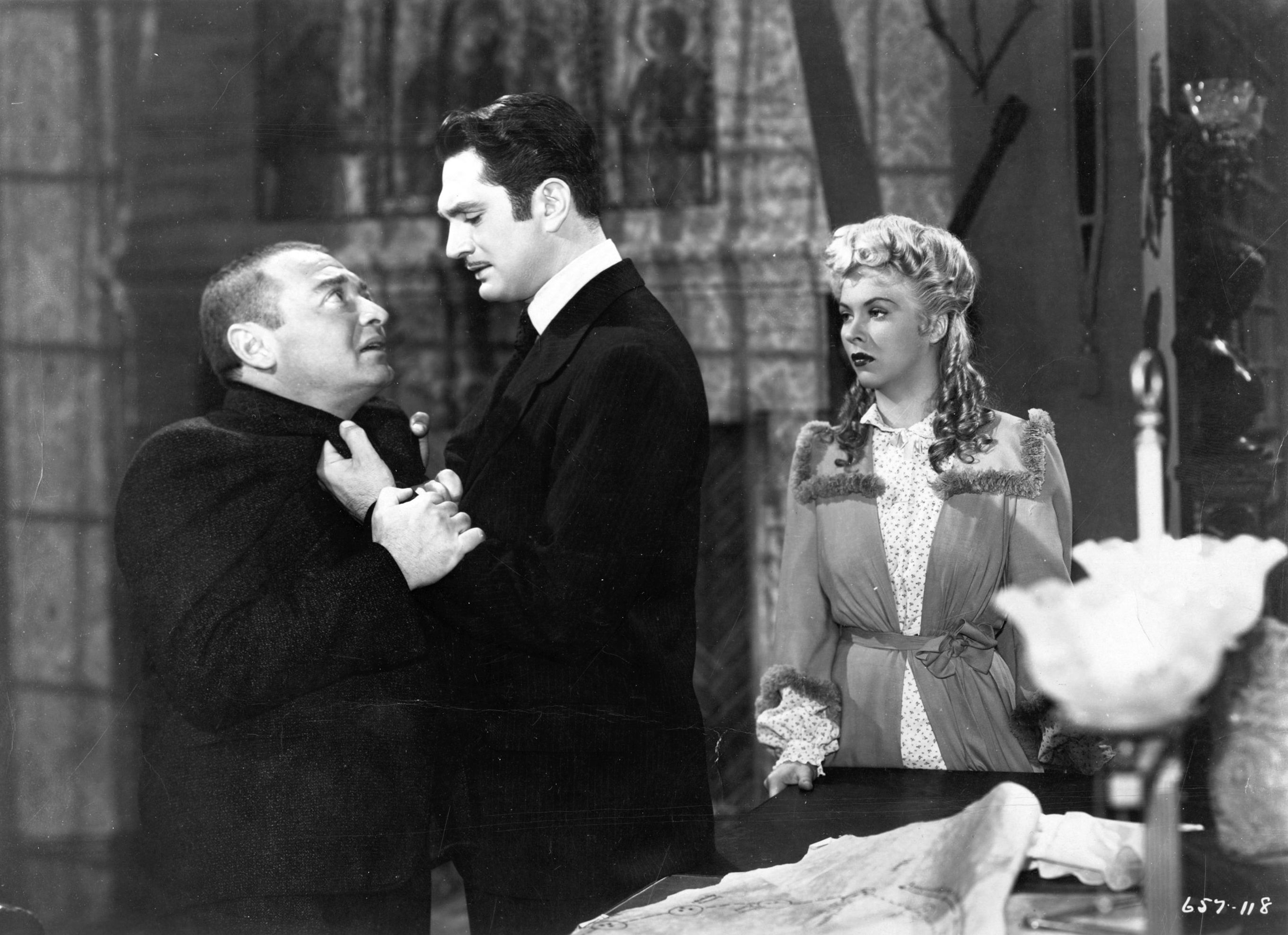 The Beast With Five Fingers (1946) – The Visuals – The Telltale Mind