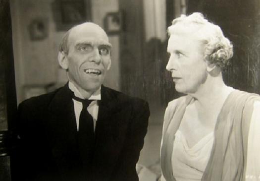The Hidden Hand (1942) – The Visuals – The Telltale Mind